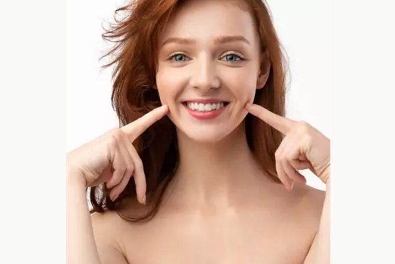 Dimple creation surgery - GIA CLINICS